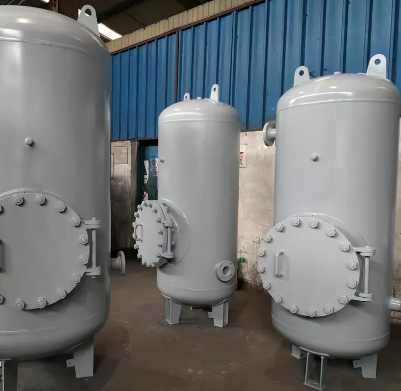AIR TANKS AND PRESSURE TANKS - Eltegon